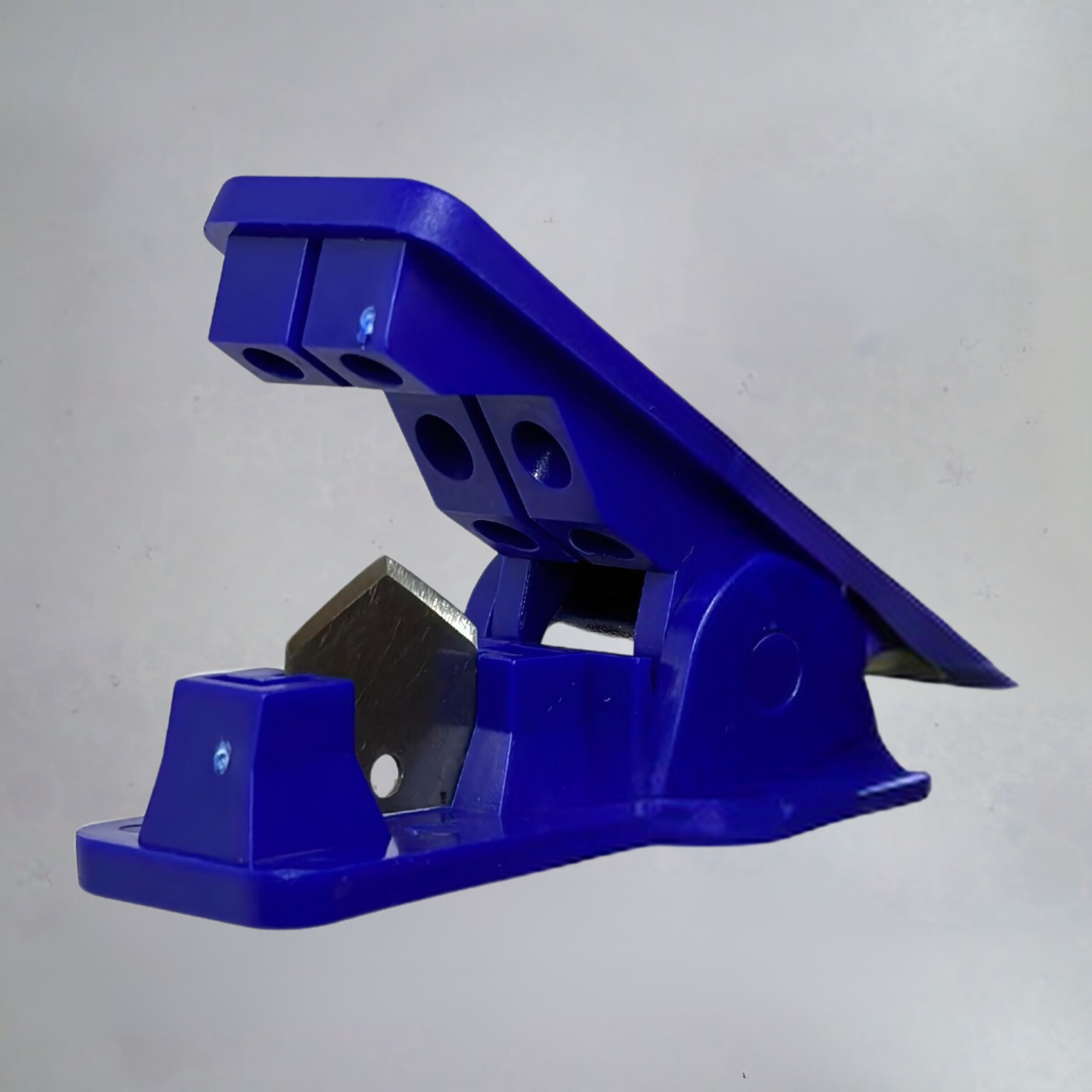 Pneumatic Tube Cutter / Cut-01 | TAIWAN - Pneumatic.lk